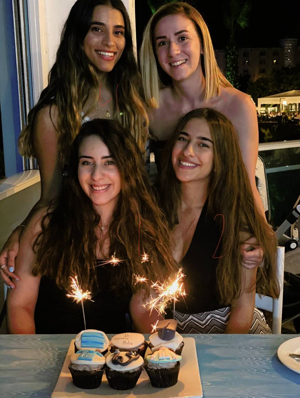 Vacation vixens | Scrolller