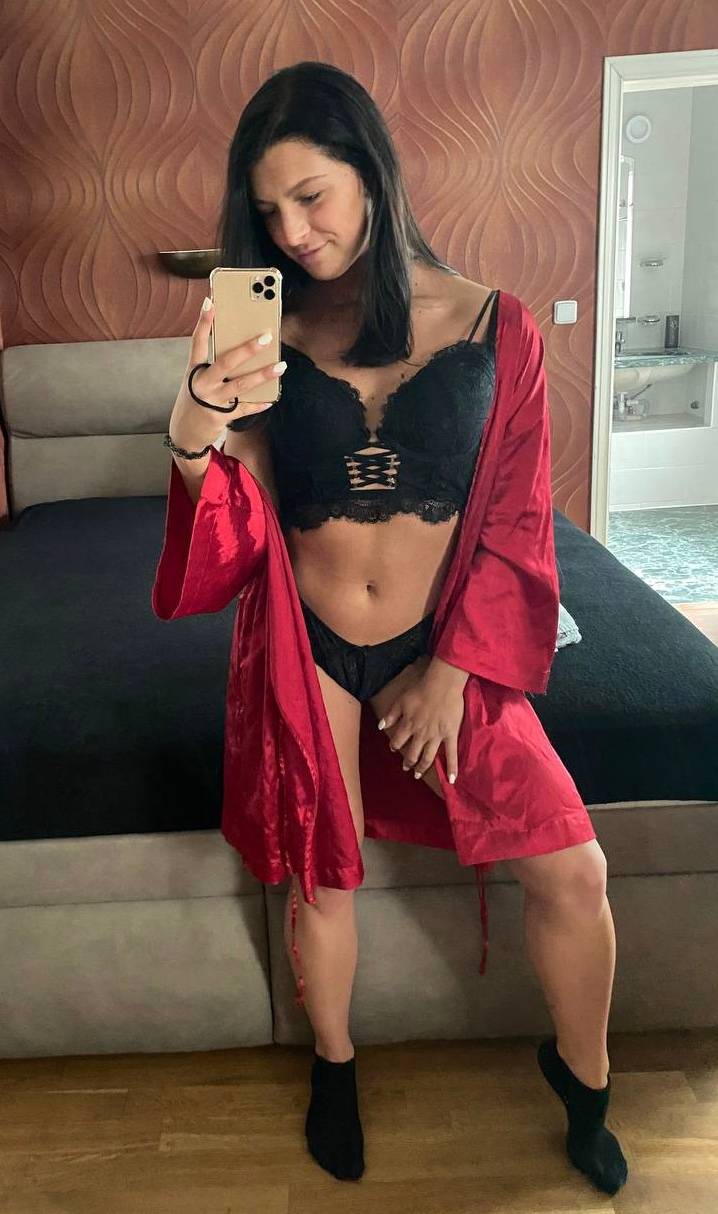 Vampire queen | Scrolller