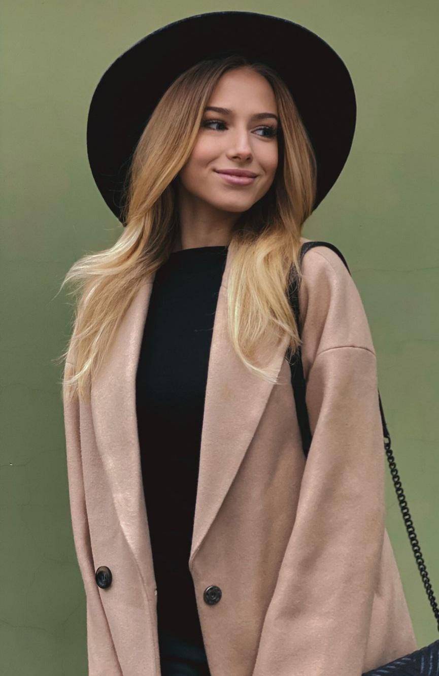 Vera (irtr) | Scrolller