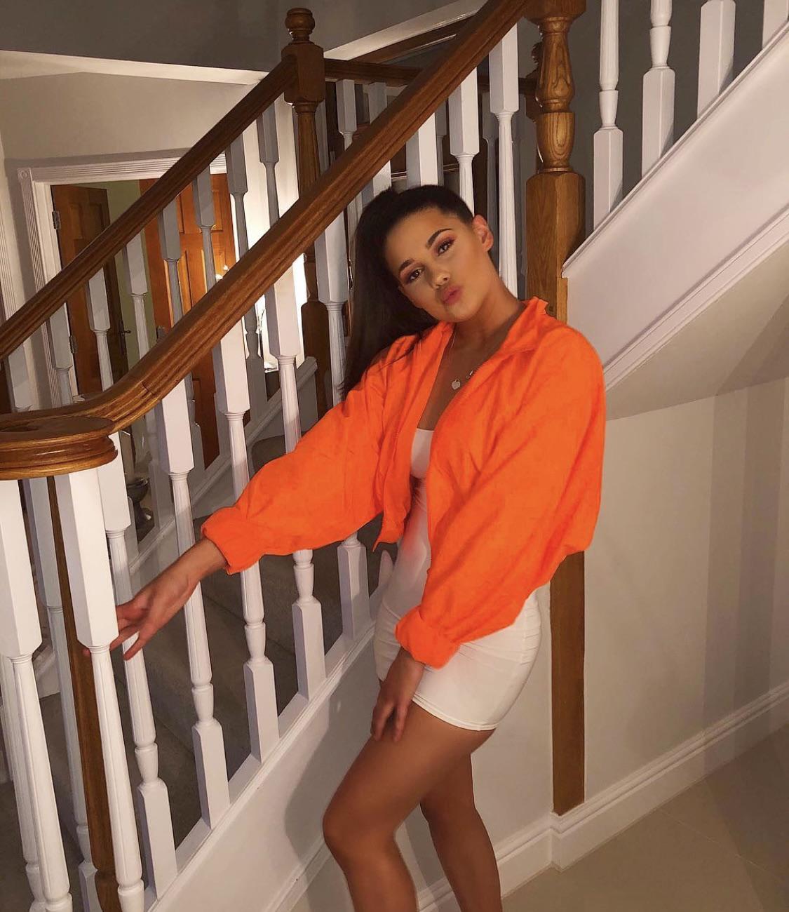 Very bright | Scrolller