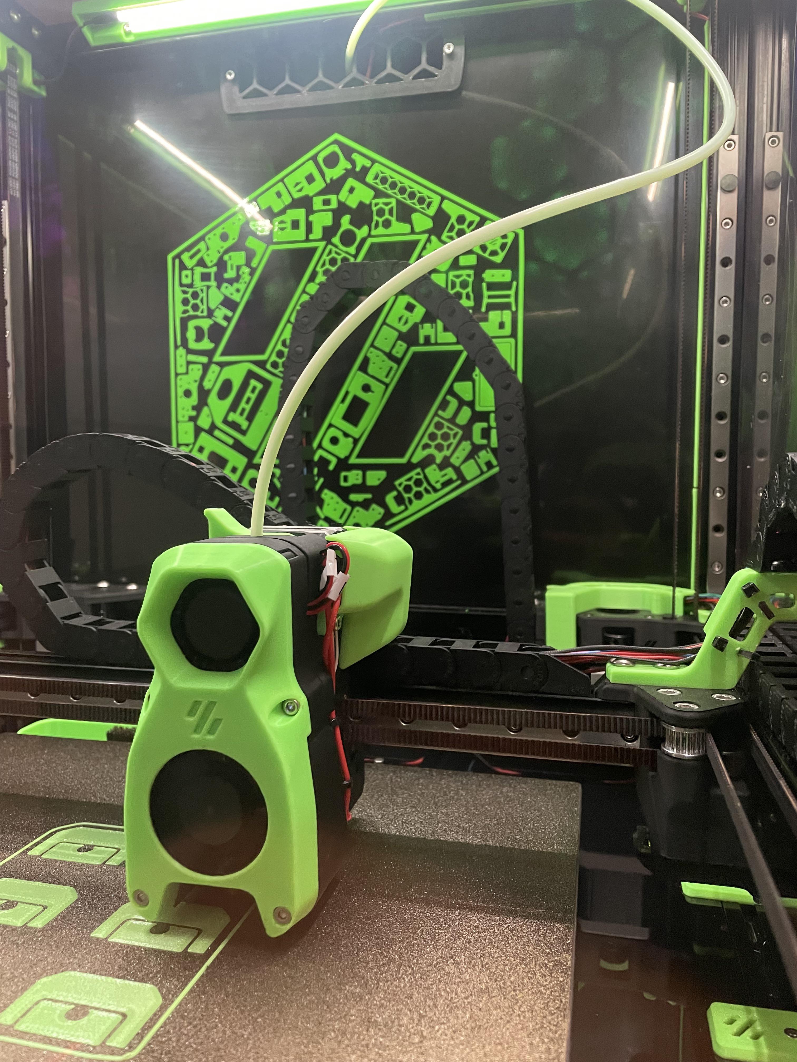 Voron Vinyl | Scrolller