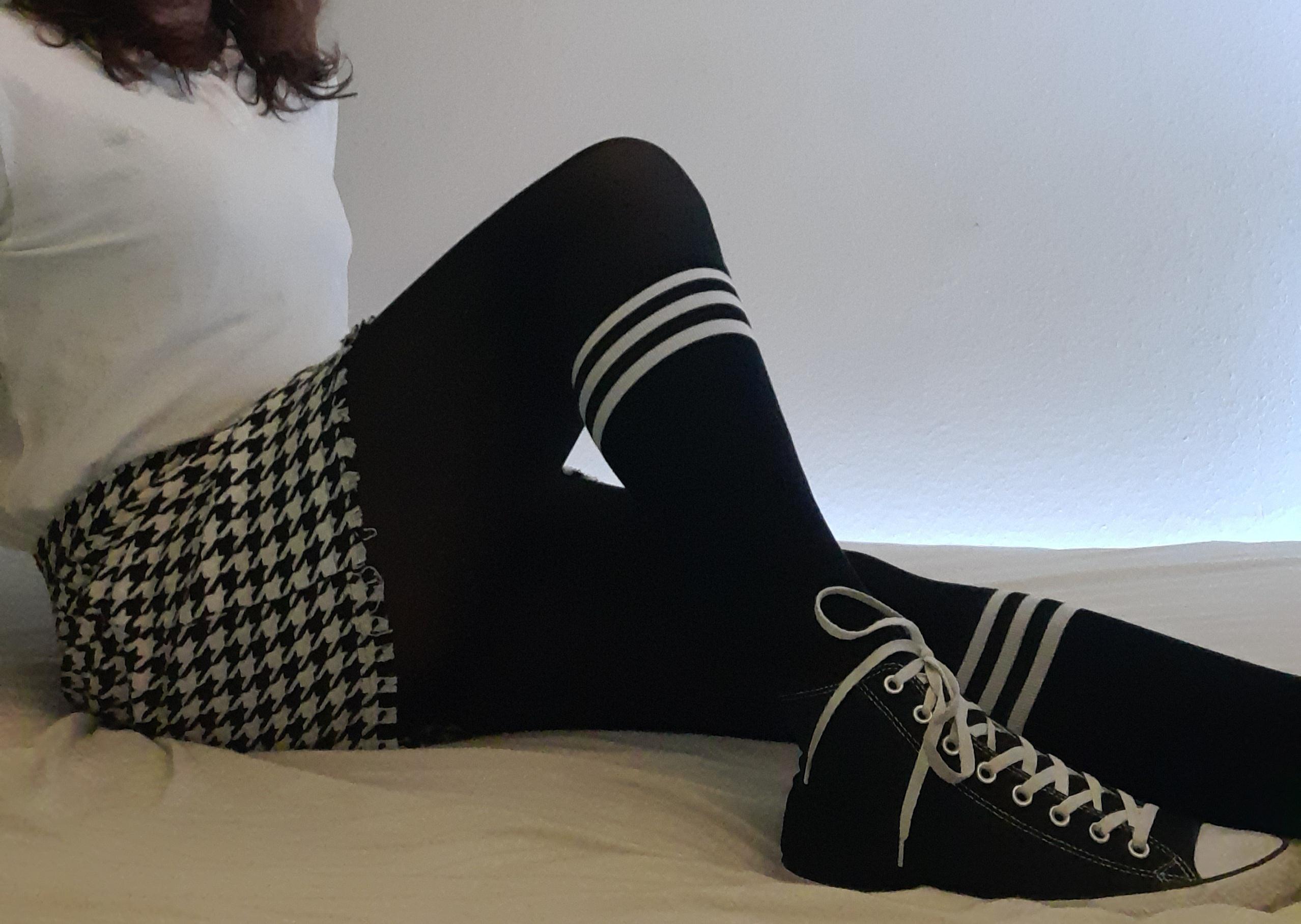 Wanna cuddle? | Scrolller