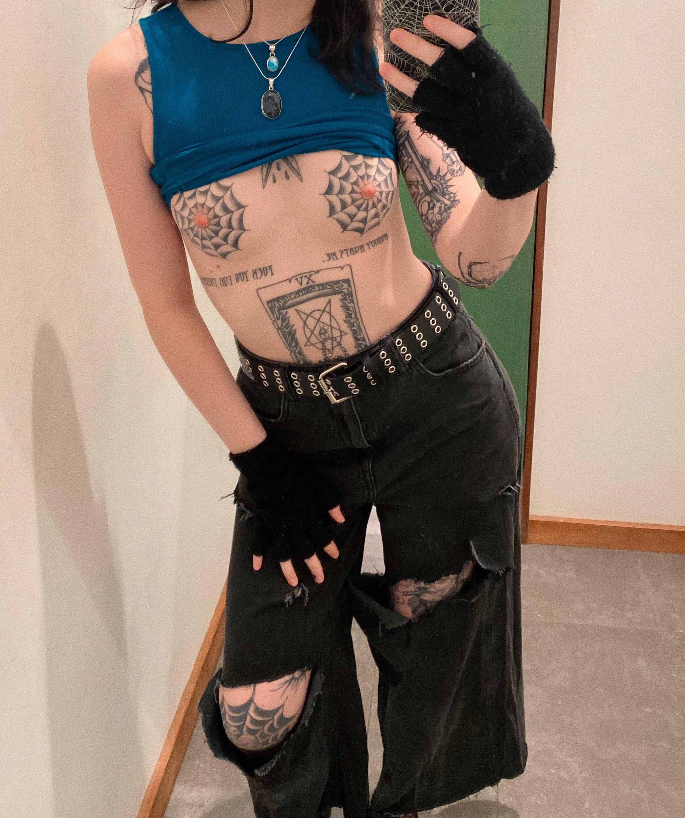 Wanna Cuddle 🖤 Scrolller 