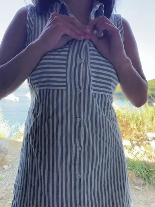 Watch Me Strip At The Beach F18 Chinese Scrolller