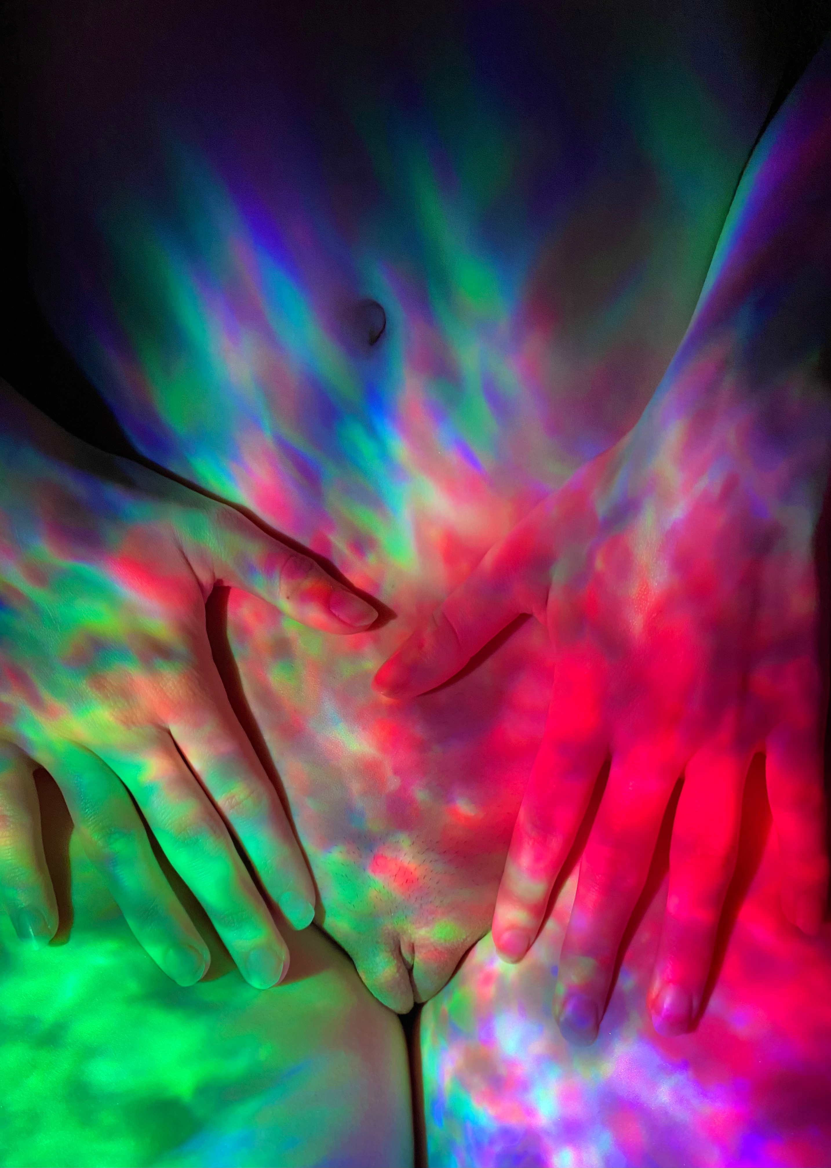 We used her body as a canvas for light | Scrolller