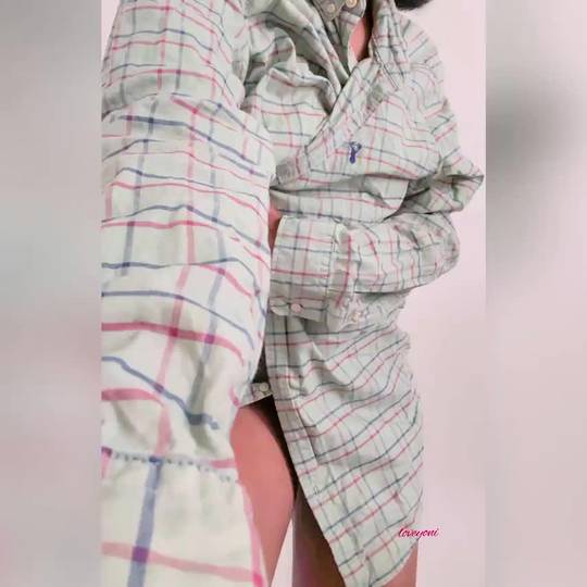 Welcome home! Wanna bust a nut on my ass? | Scrolller