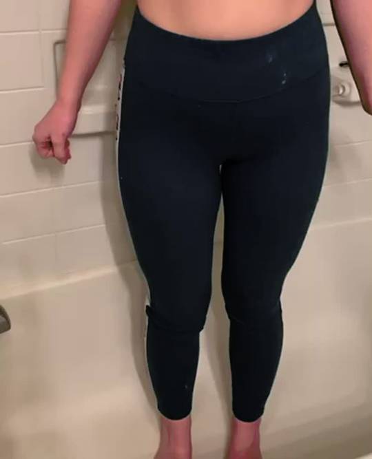 What Color Leggings Should I Piss In Next 😋 Scrolller