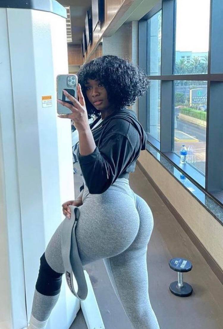 What gym she go to ? I’m trynna see something | Scrolller