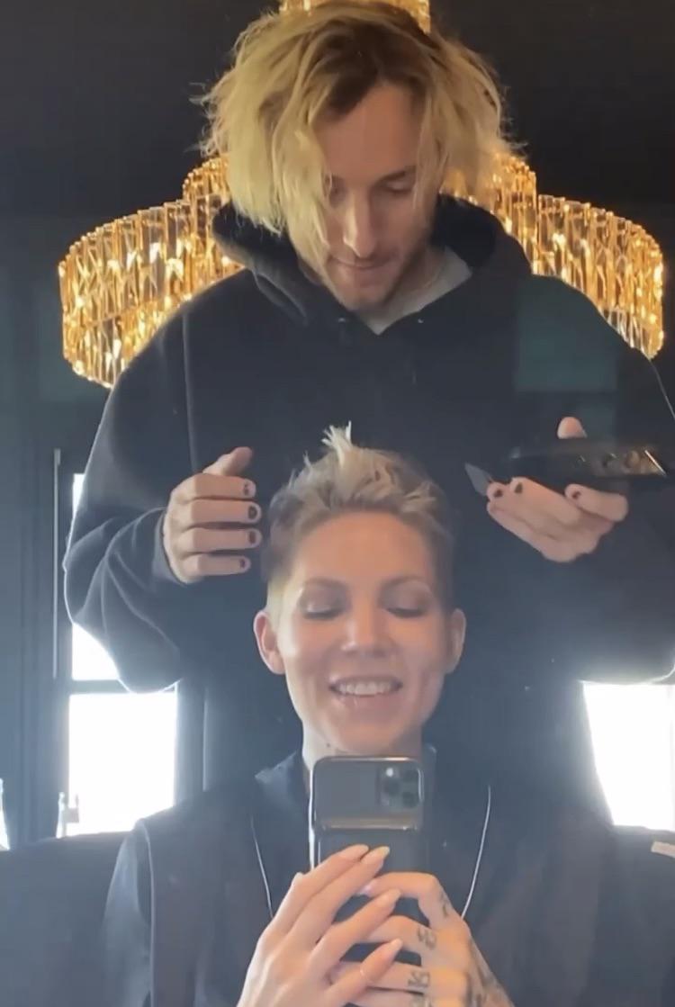 What Skylar looked like before she got it buzzed | Scrolller