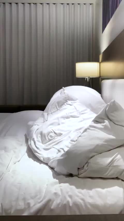 When You Get to the Hotel Room | Scrolller