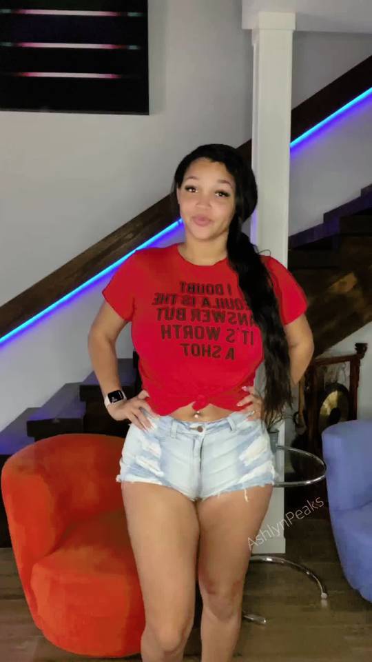 Which do you prefer? | Scrolller