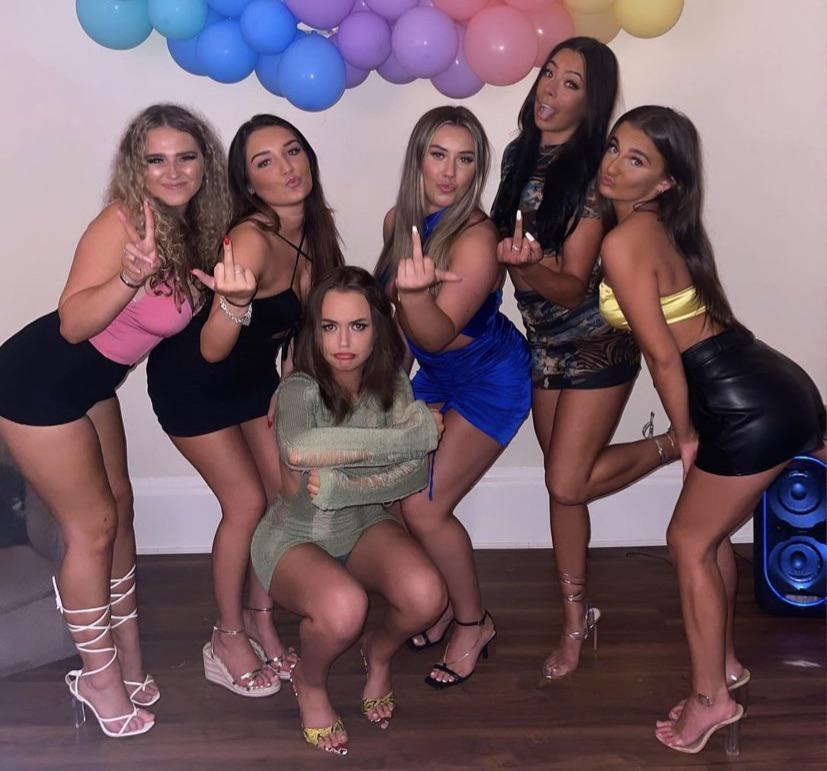 Which slut and why | Scrolller