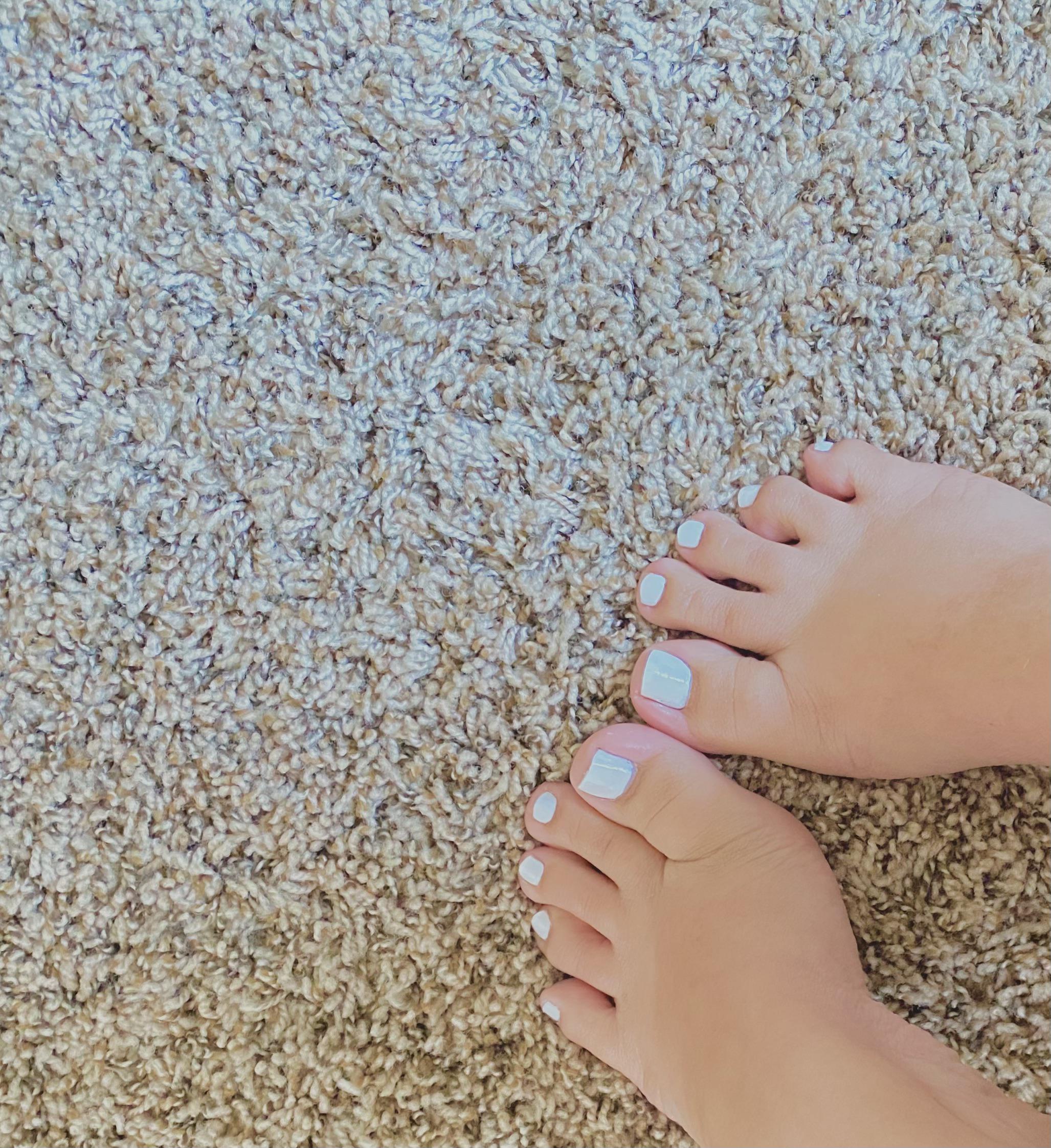 White toes only 💅💅 | Scrolller