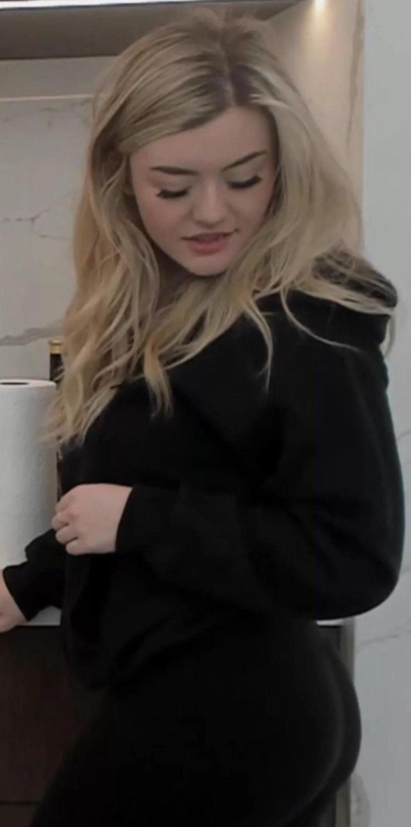 Who can feed me brooke? Dms open | Scrolller