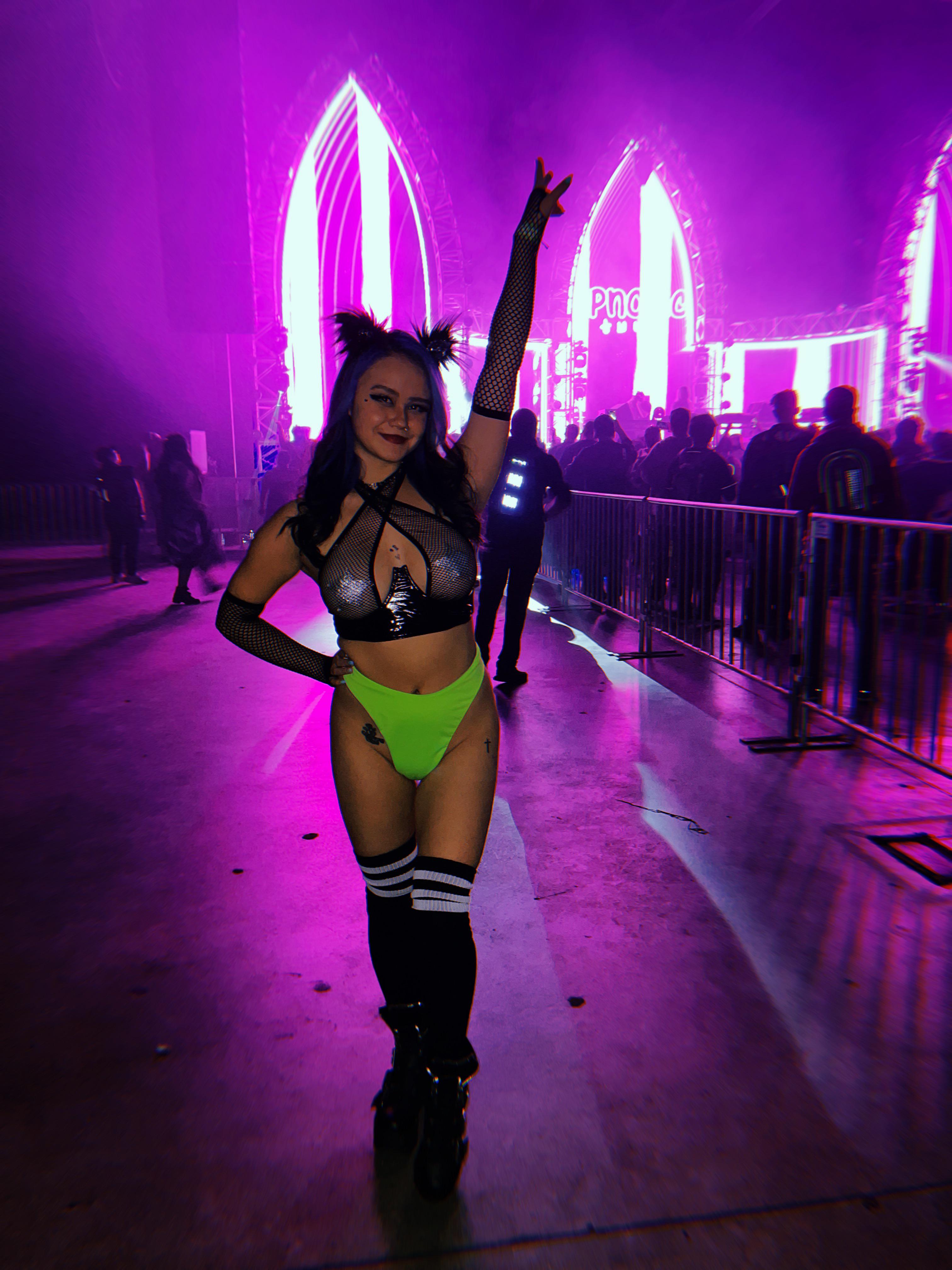 Who’s going to EDC 😇 | Scrolller