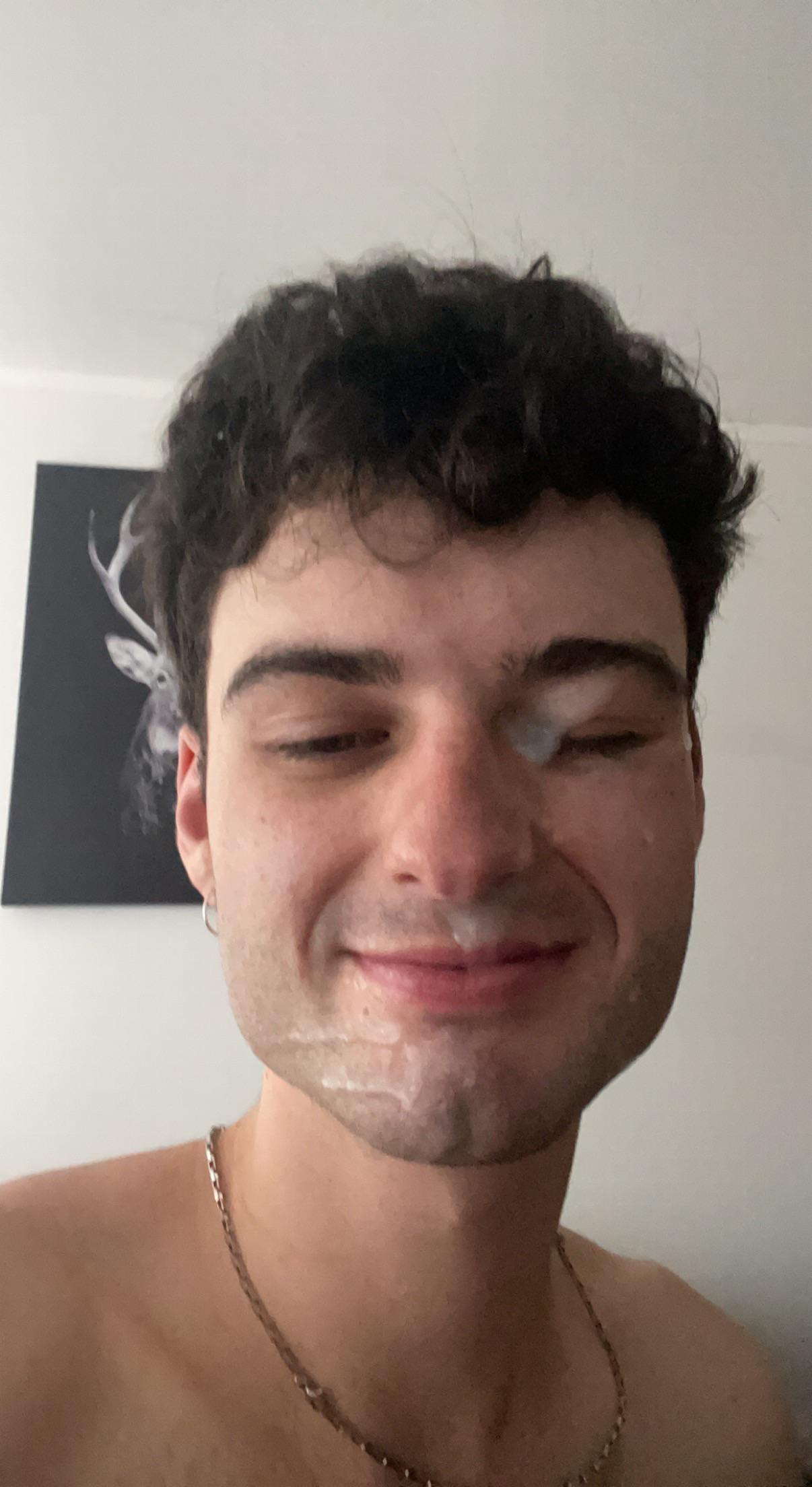 Who wants to add to this load? 20 | Scrolller