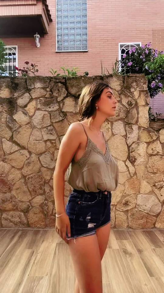 Quite the little mover | Scrolller