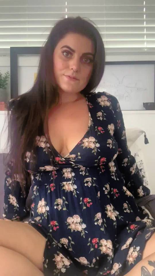 Whoops I forgot my knickers | Scrolller