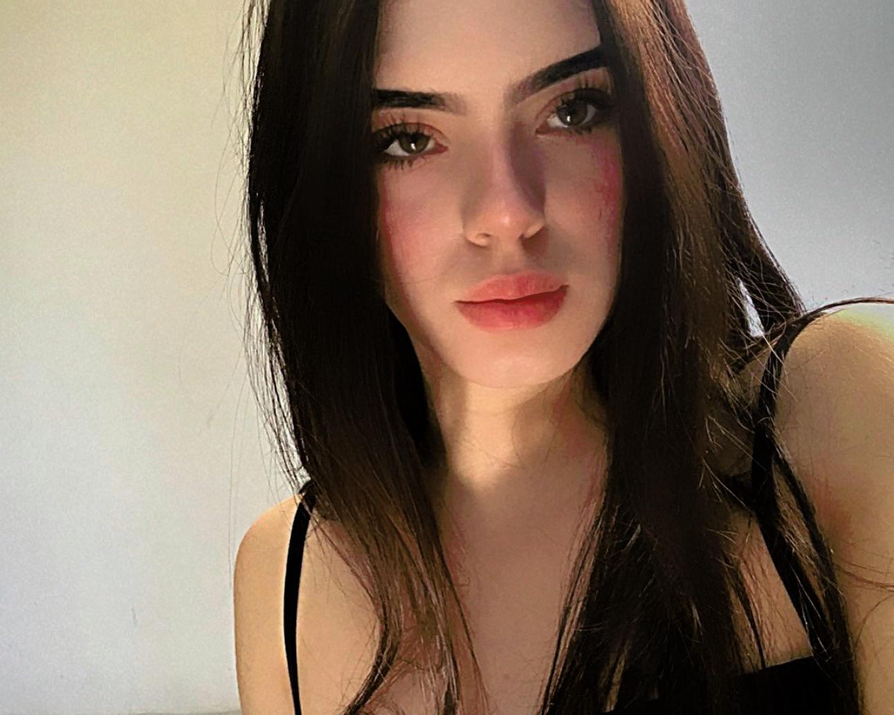 Why can’t we be friends? | Scrolller