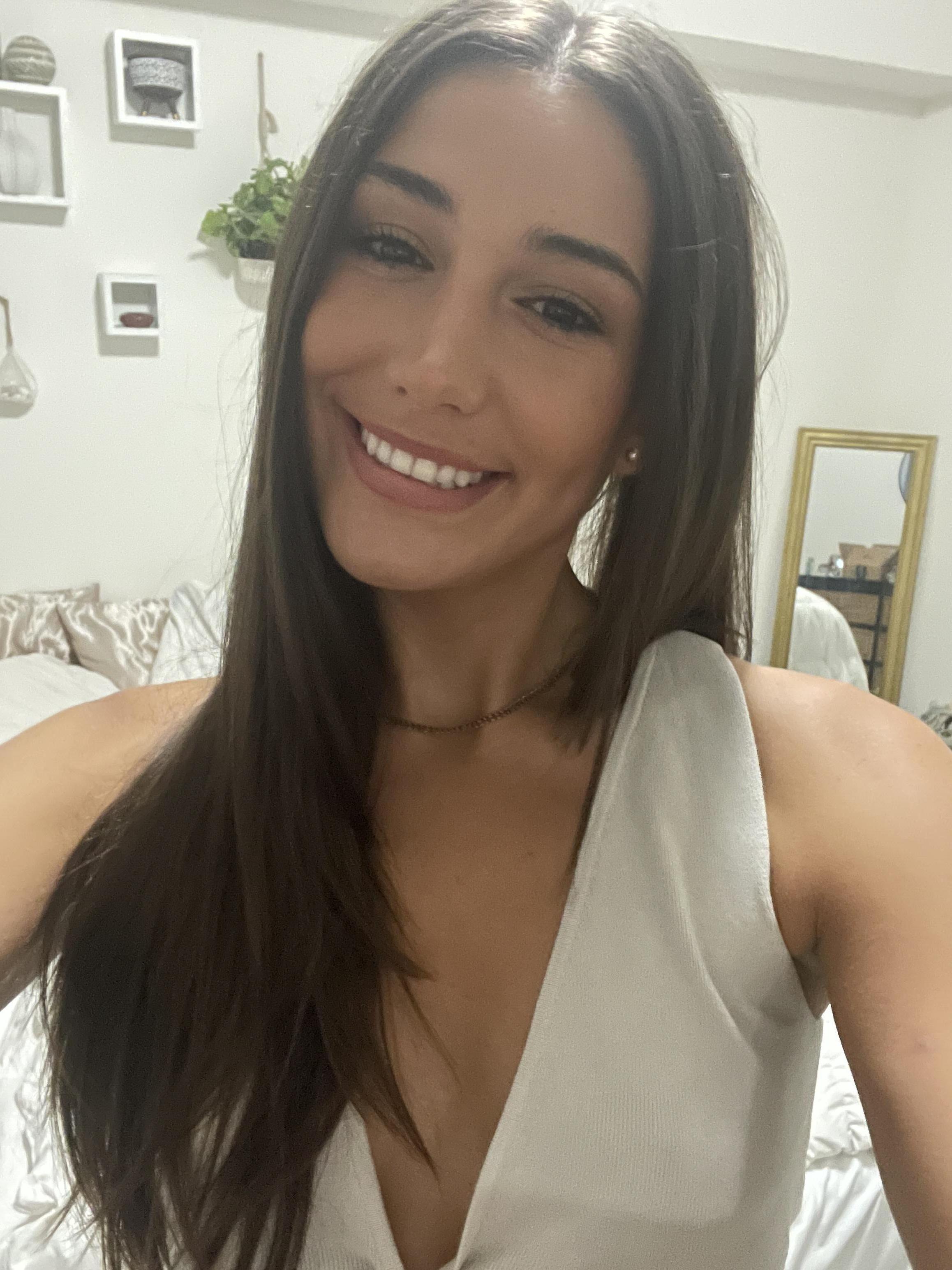 Will you spend the friday night with me? | Scrolller