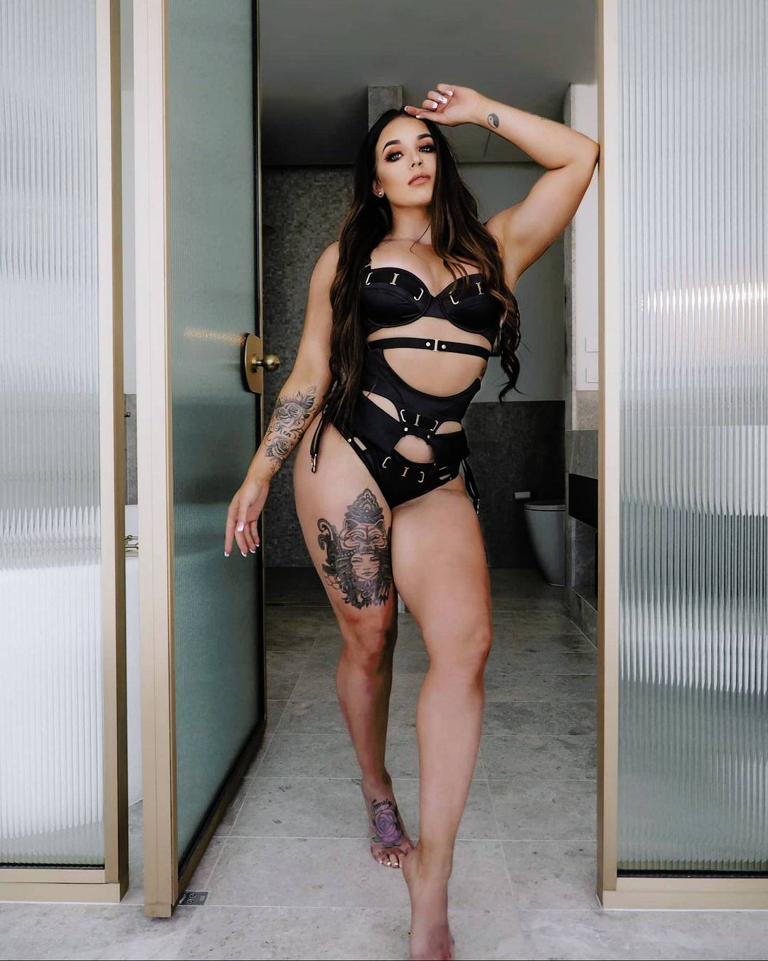 window dressing | Scrolller