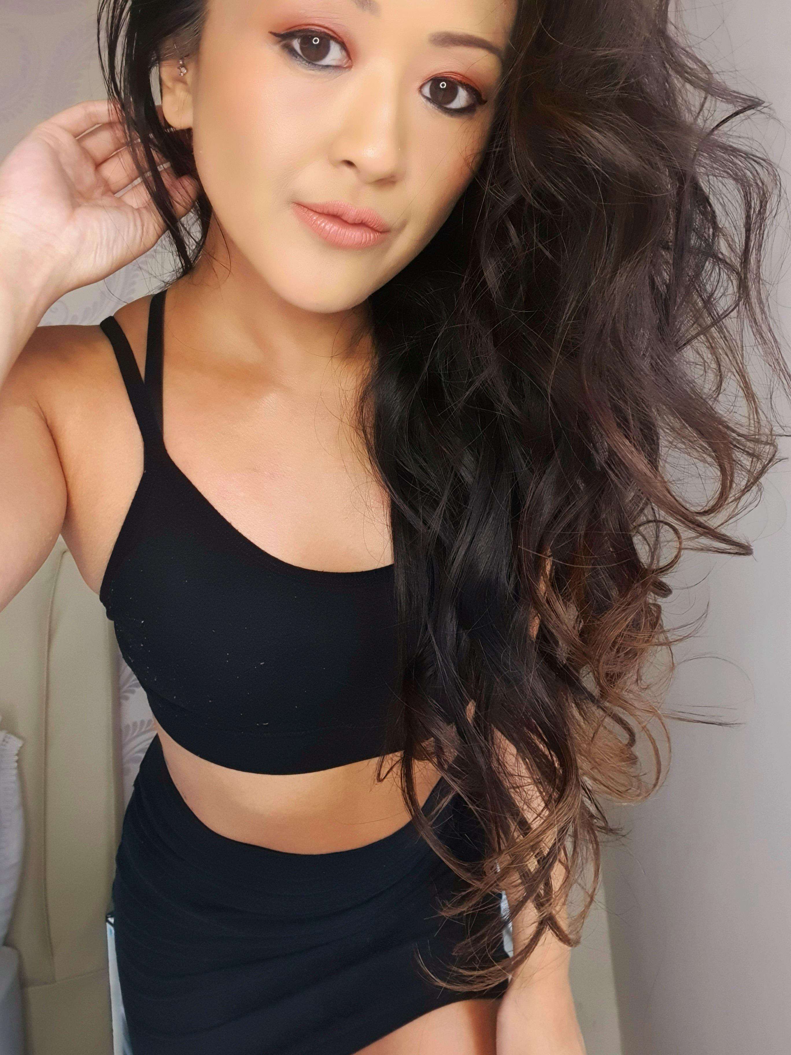 Would we make a cute couple? | Scrolller