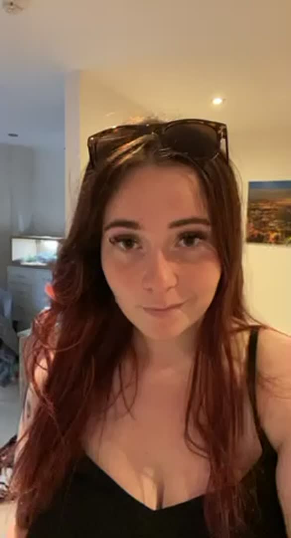 Would you breed a 2002 girl? ️ | Scrolller