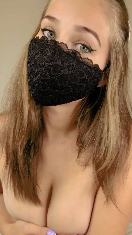 Would you swipe right? | Scrolller