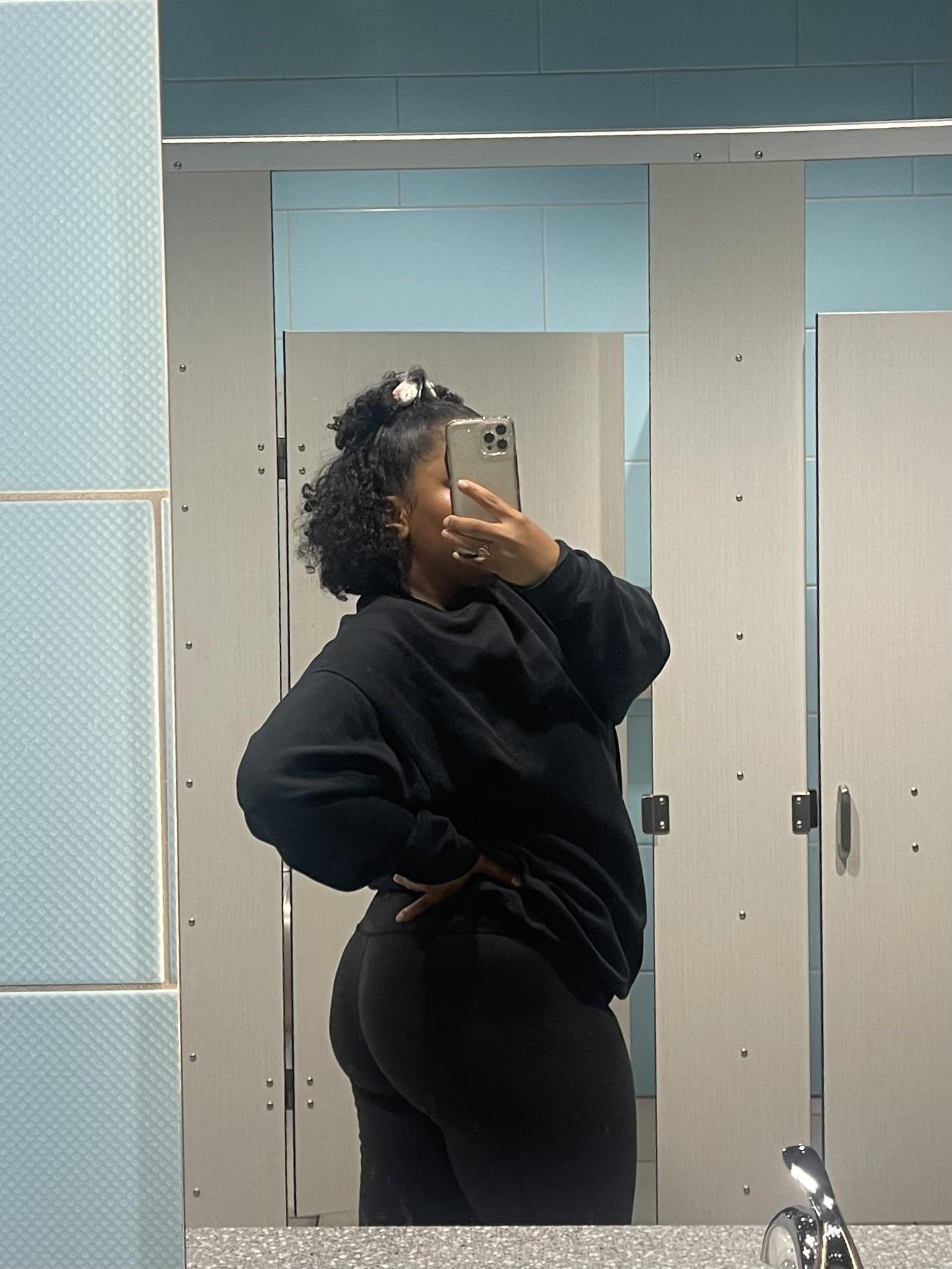 Would you workout with me? | Scrolller