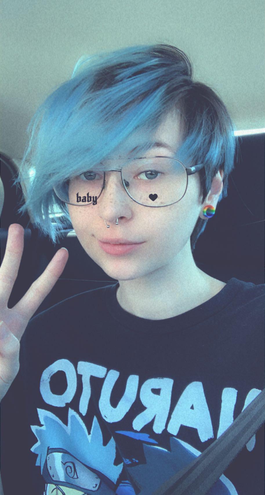 ya boi is back with a cuter hair cut 💙 | Scrolller