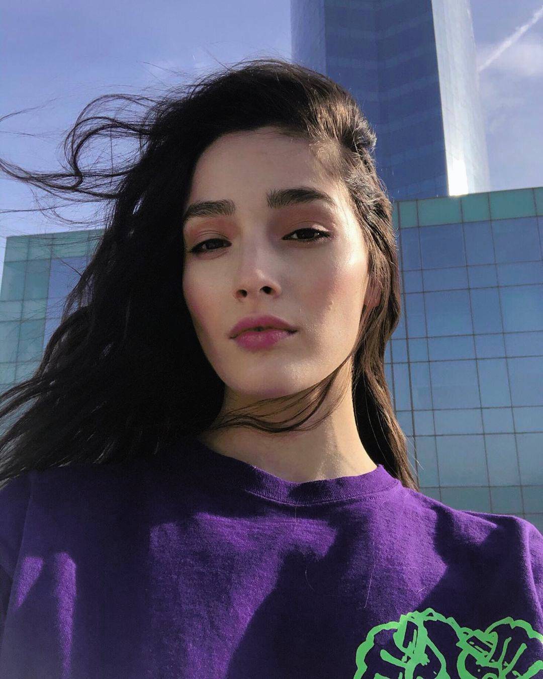 Yakut / Persian | Scrolller