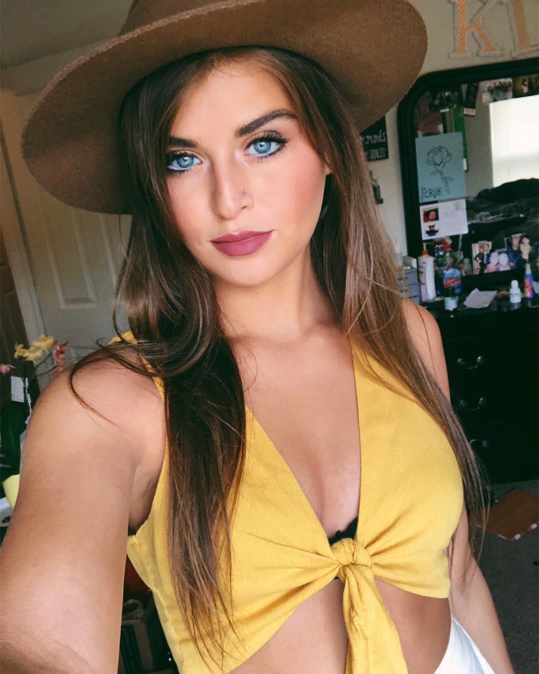 Yellow Poppin' | Scrolller