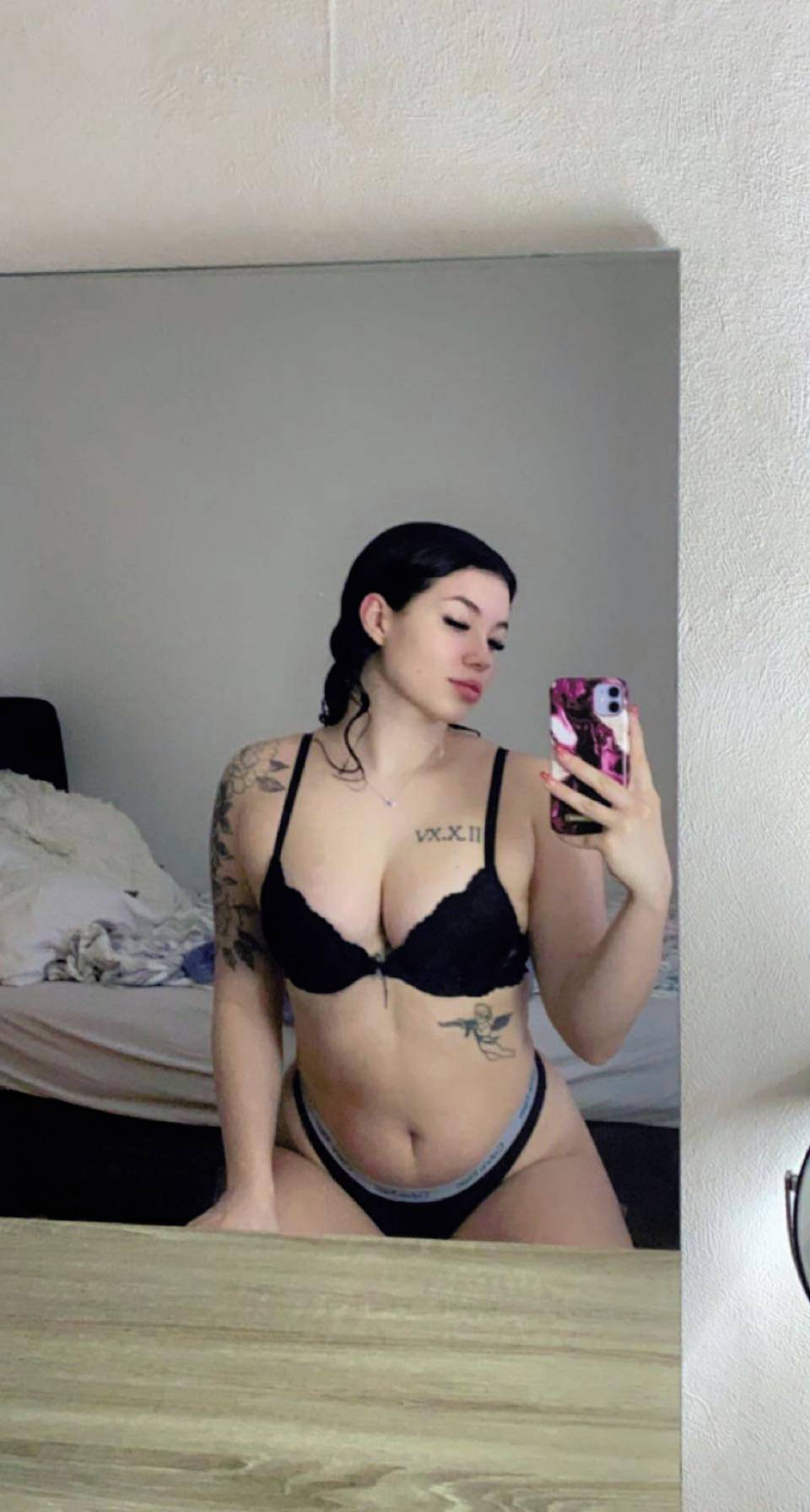 yes or no? | Scrolller