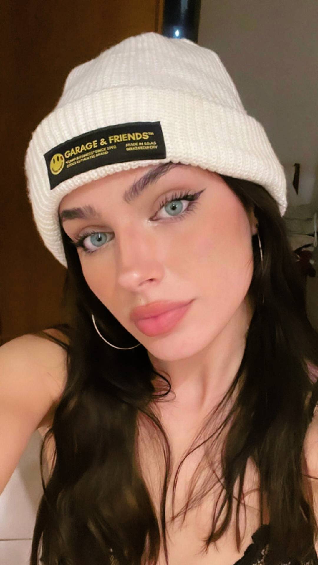 You Like My Hat 🥺 Scrolller