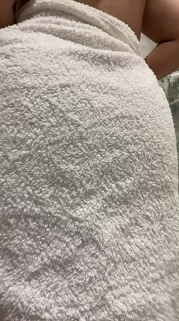 You won’t want to pull out | Scrolller