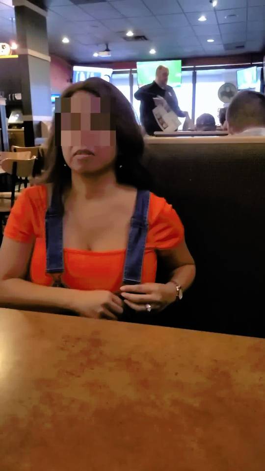 Dinner time | Scrolller