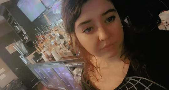 Your bartenders last call [f] | Scrolller