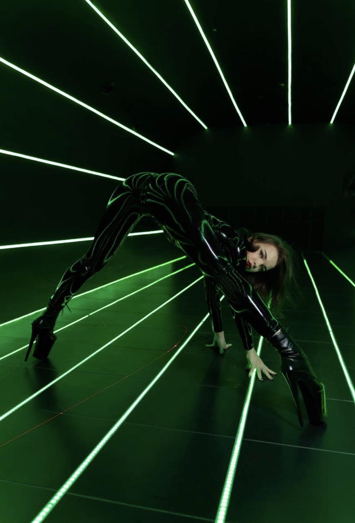 Your latex queen is here | Scrolller