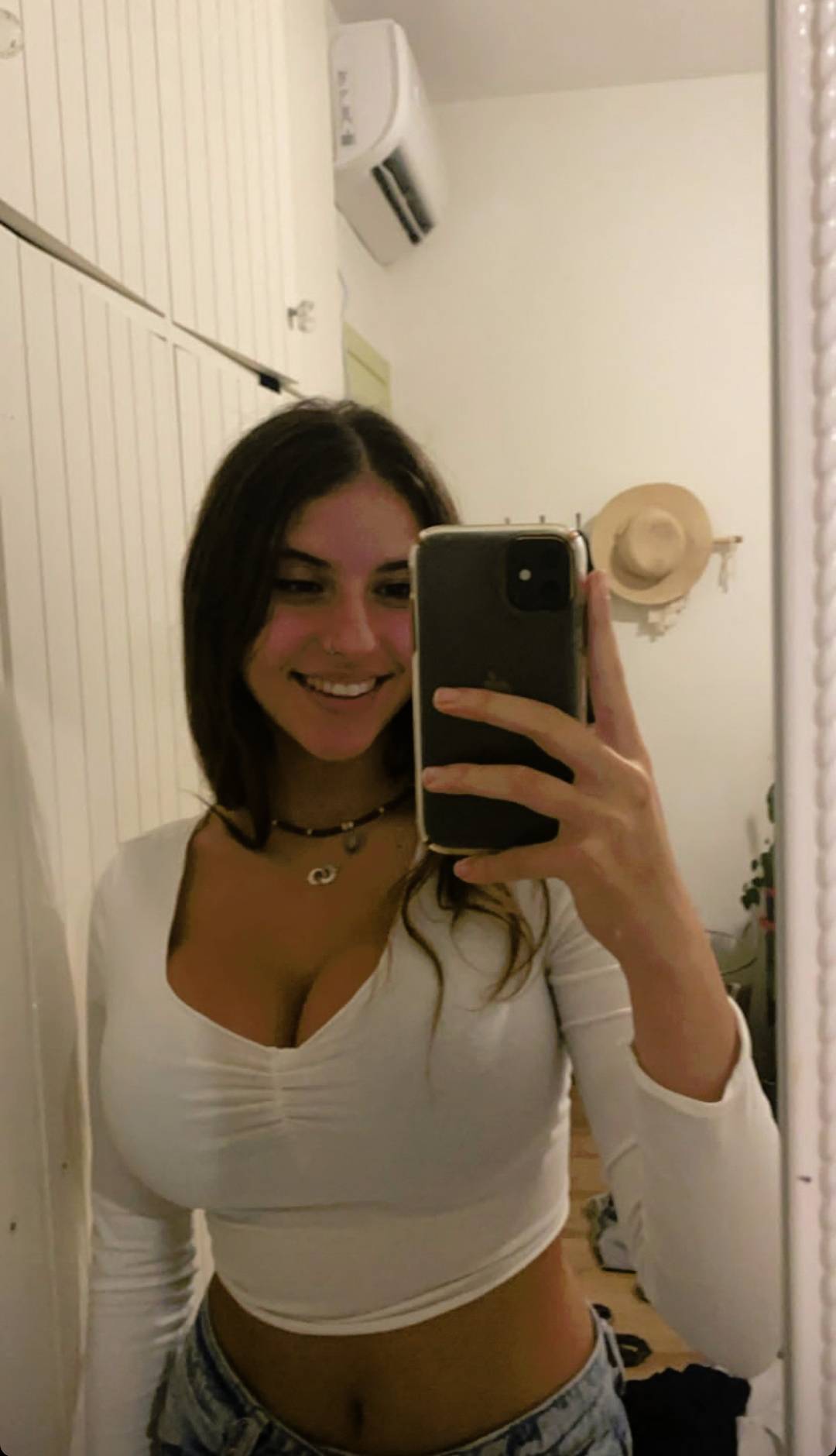 Yuval Hofesh | Scrolller