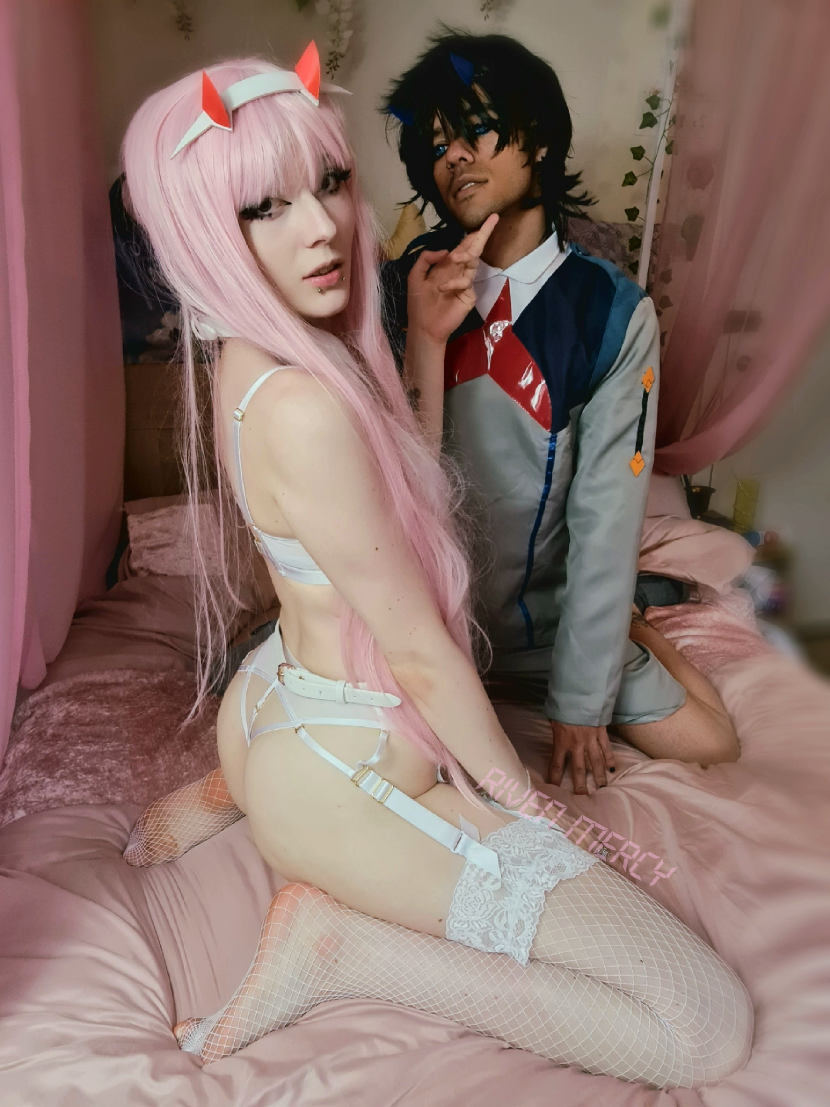 I hope ichigo is gonna watch me fuck her crush (002 and Hiro cosplay from Darling in the franxx ...