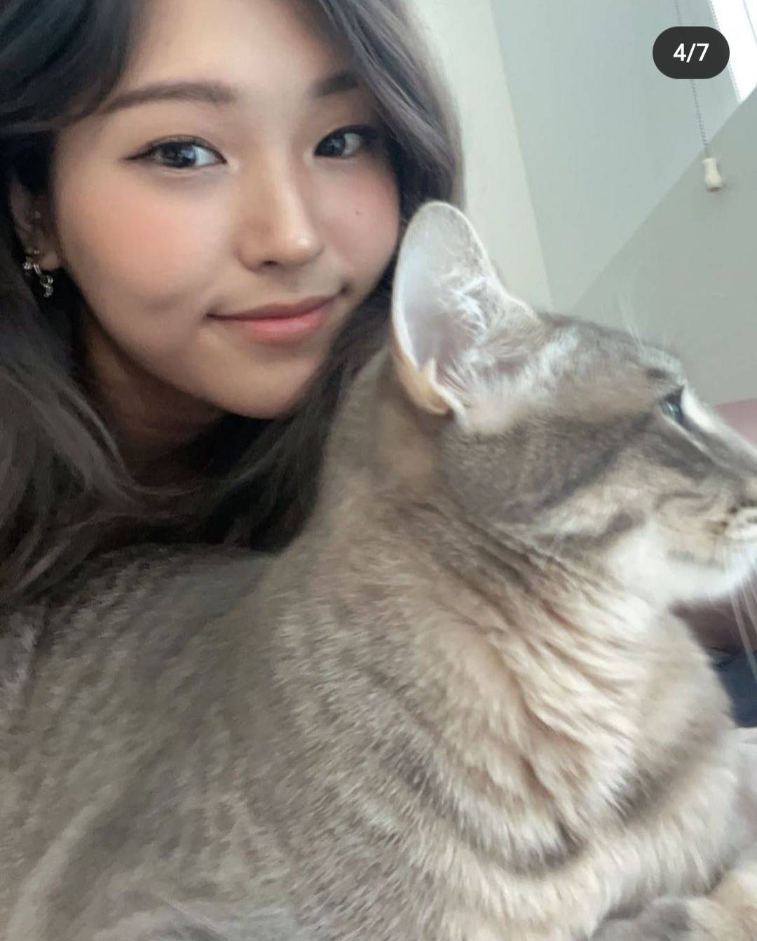 1 photo the othey guy missed | Scrolller