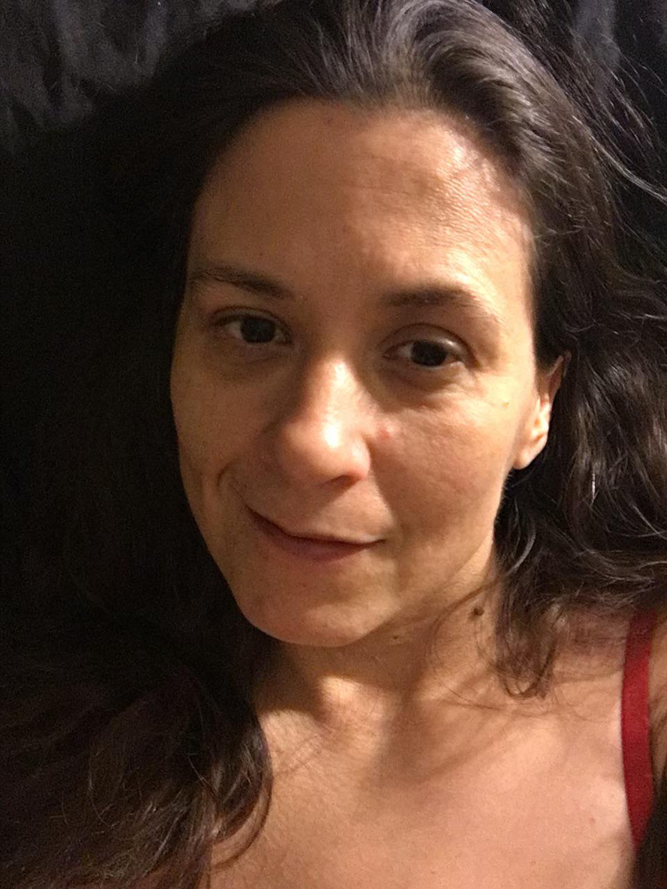 100% bare faced in this selfie. No filter.No makeup or any face product. | Scrolller