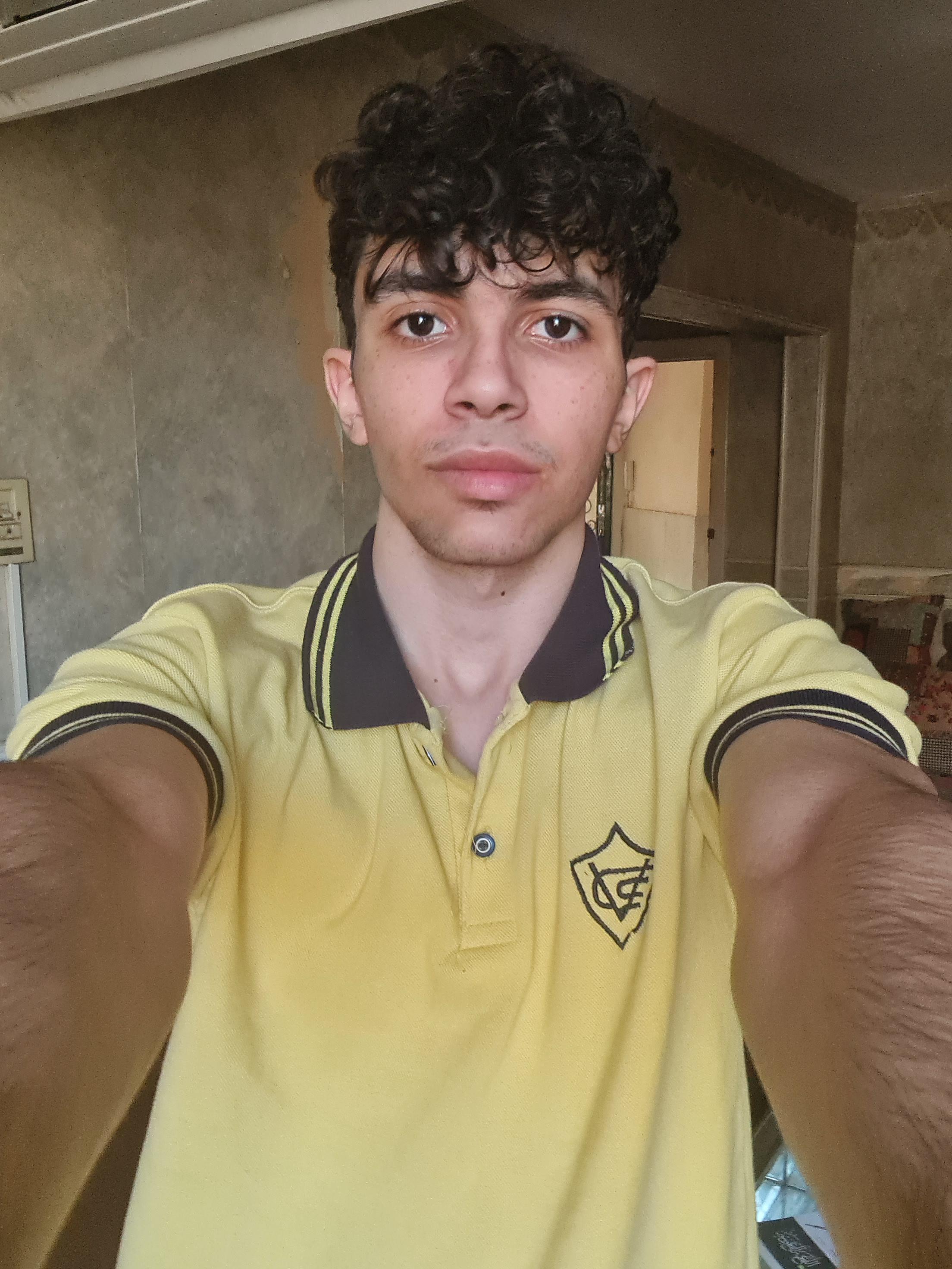 [16M] Am I Ugly? | Scrolller