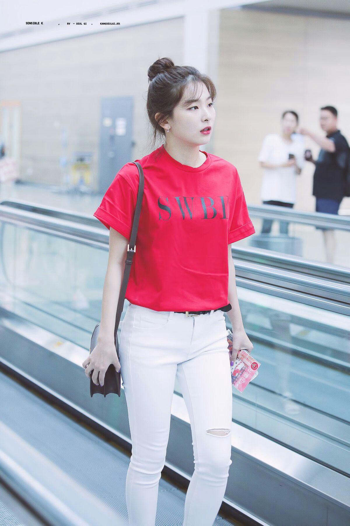 170609 Seulgi | Scrolller