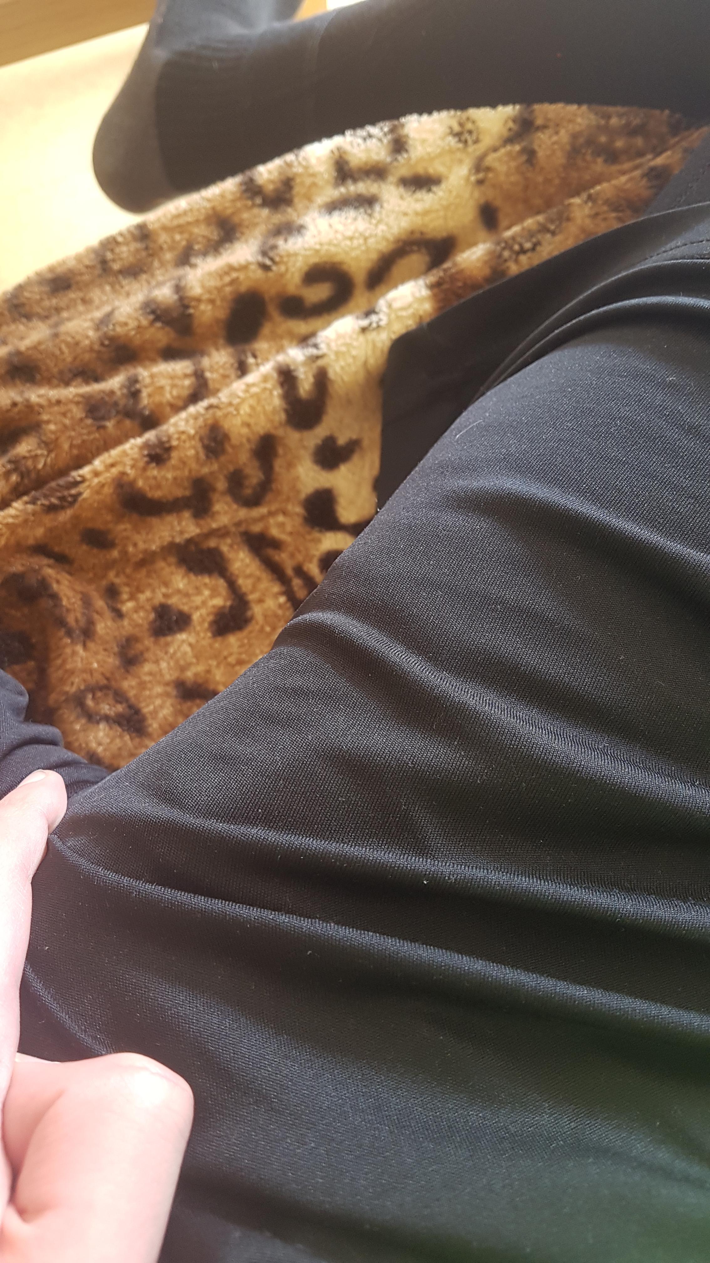 18 jeahr old Monster cock if you wana see more dm mee or Comment | Scrolller