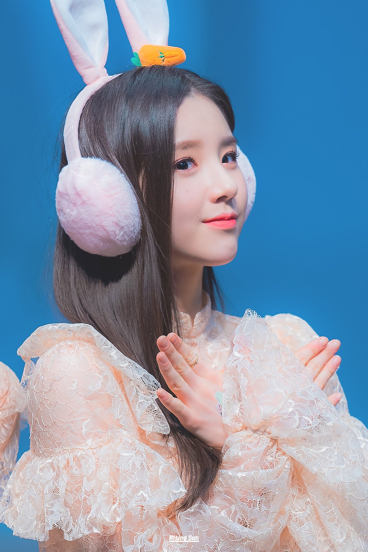 190303 Heejin by Rising Sun | Scrolller