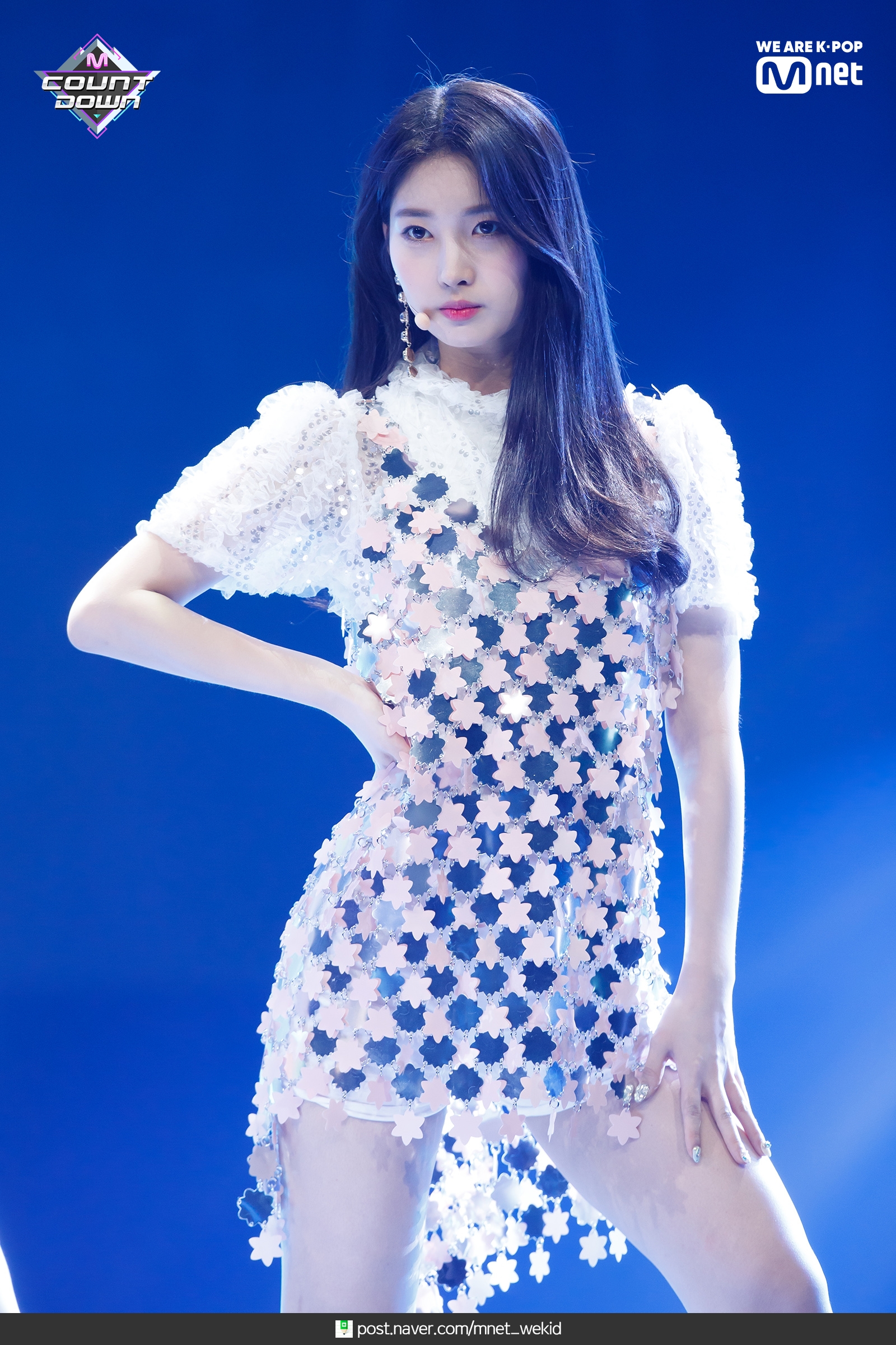 190321 Sihyeon | Scrolller