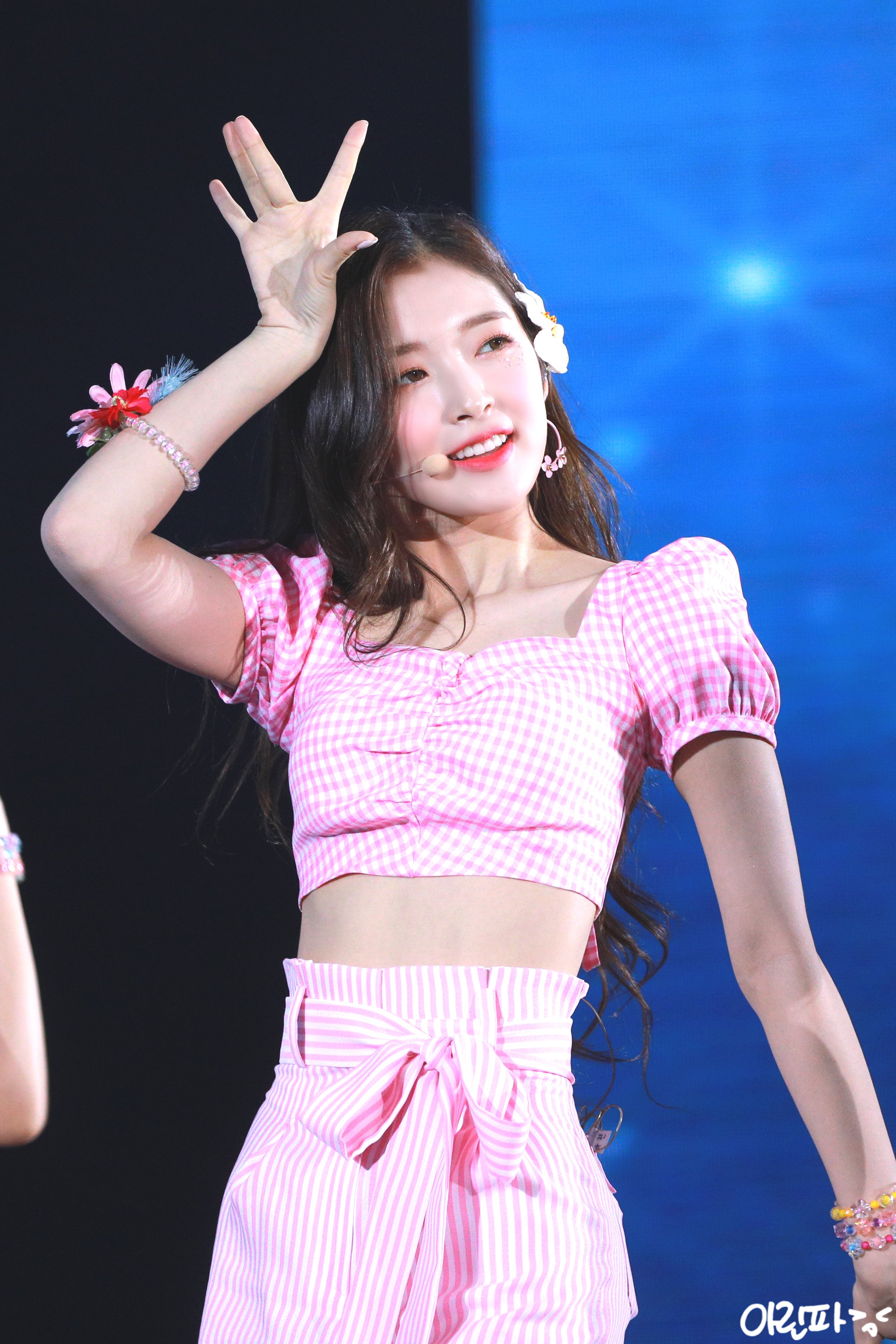 190822 Arin | Scrolller