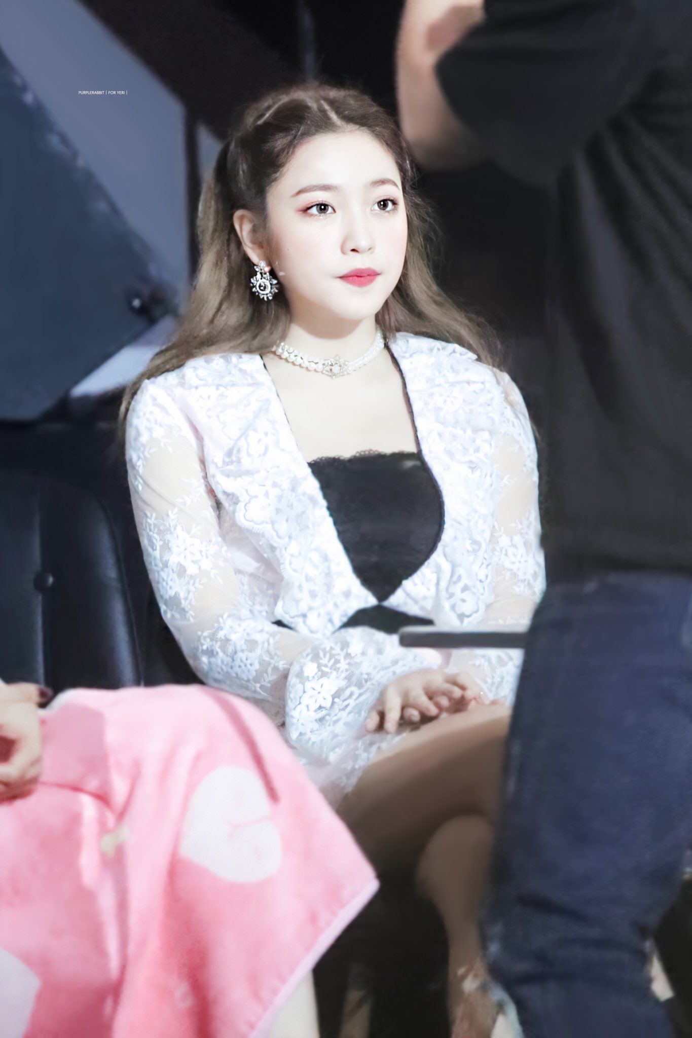 191126 Yeri | Scrolller
