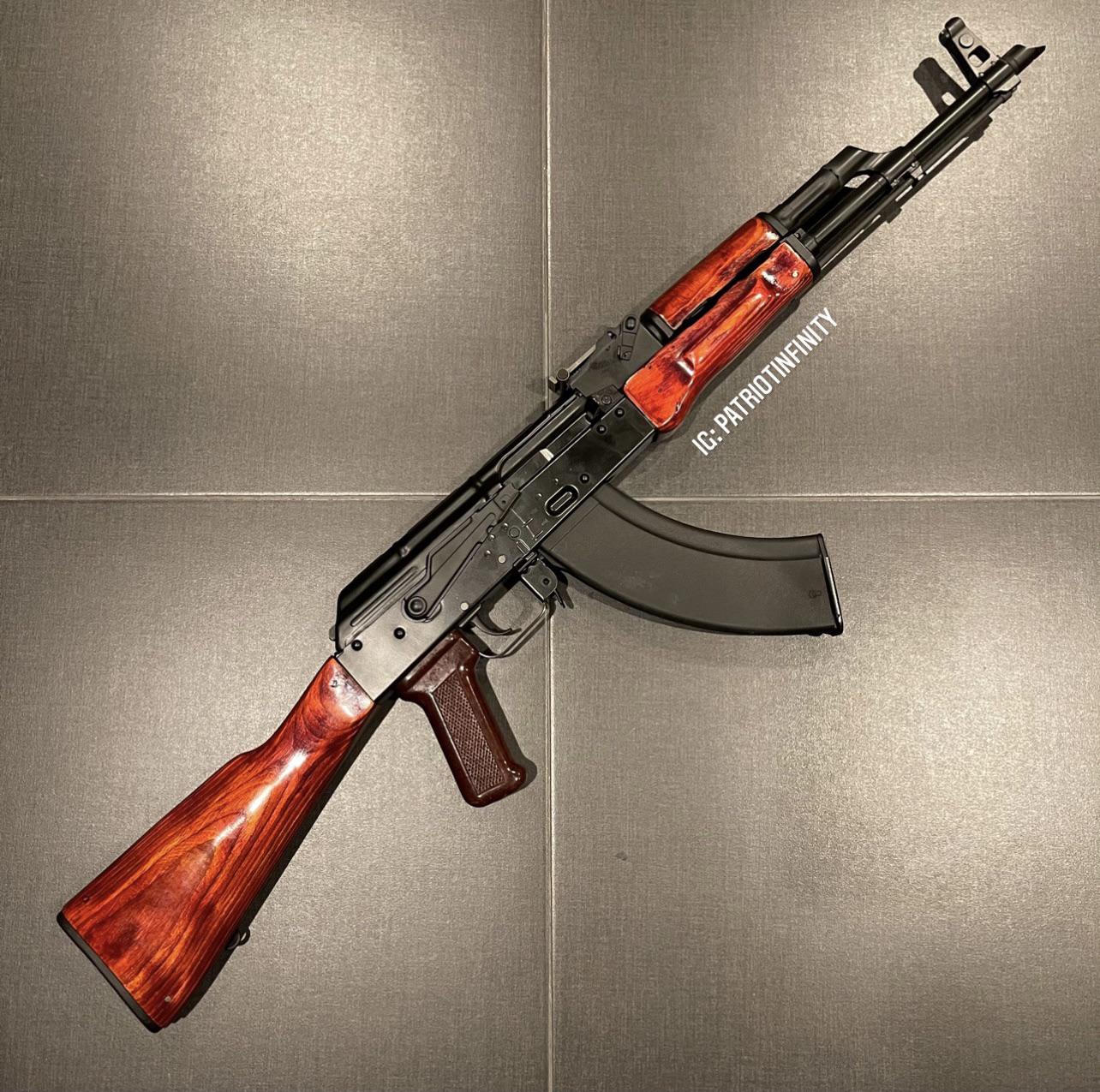 1969 Izhmash AKM | Scrolller